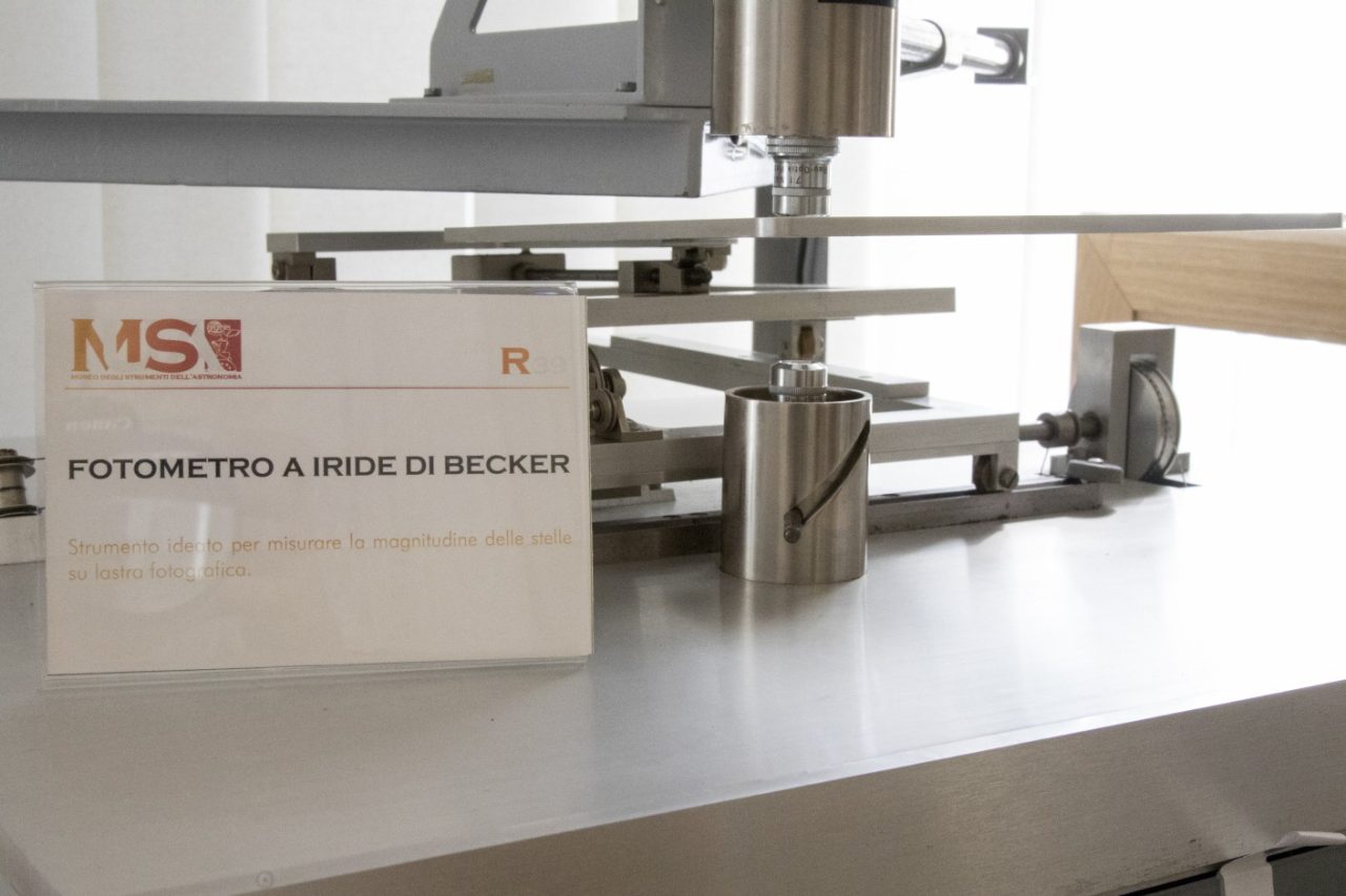Becker Iris Photometer | Museum of Astronomical Instruments ...